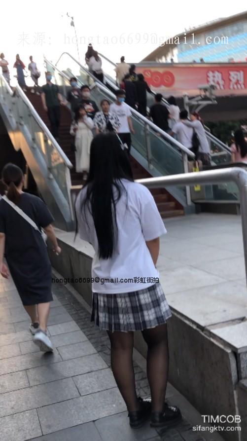 TIMCOB系列（站内兄弟搬运）-彩虹街拍-时尚穿搭